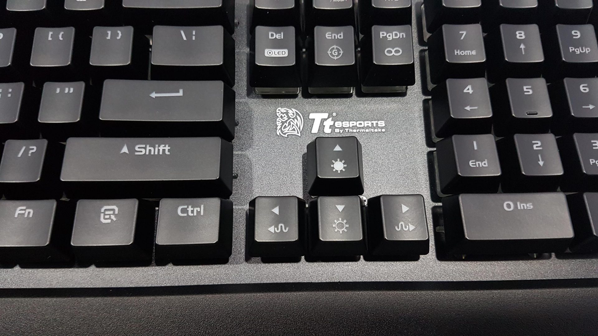 TT eSPORTS Challenger EDGE Pro Review - Tech4Gamers