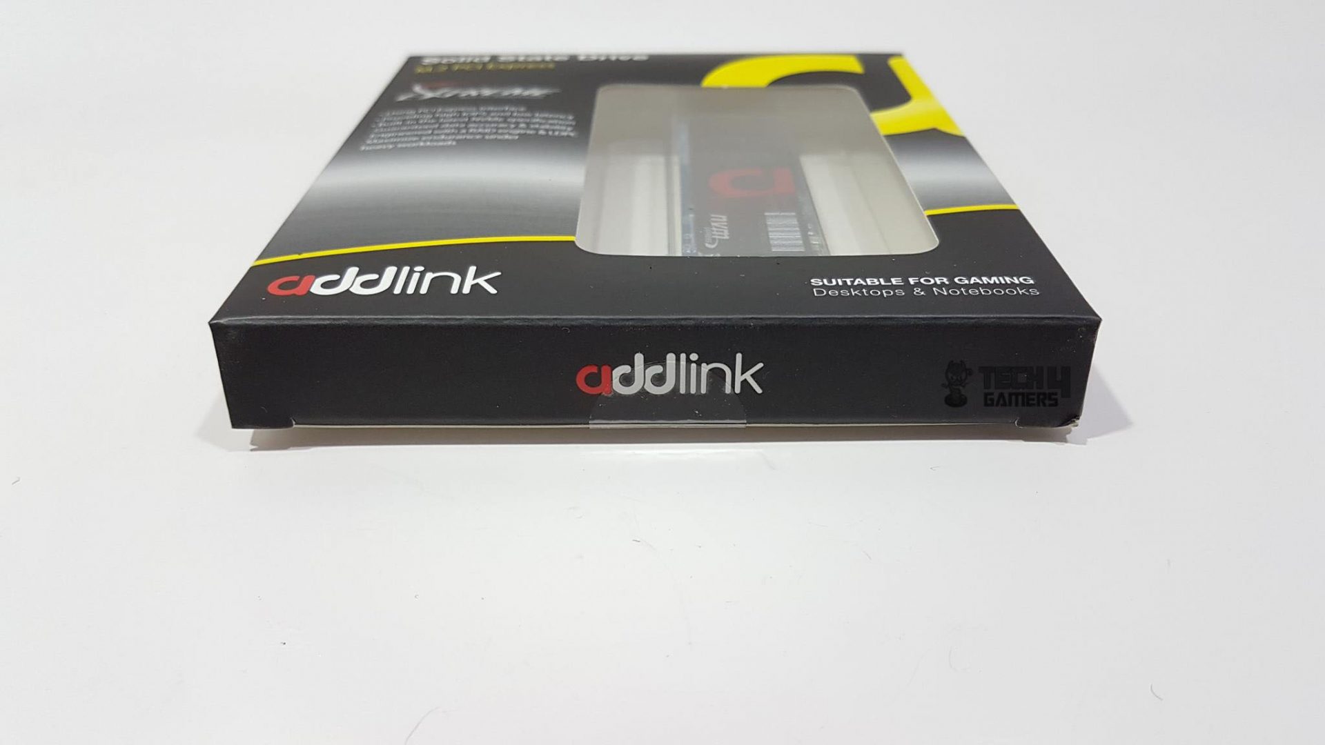 Addlink S70 Review: Unboxing + Testings - Tech4Gamers