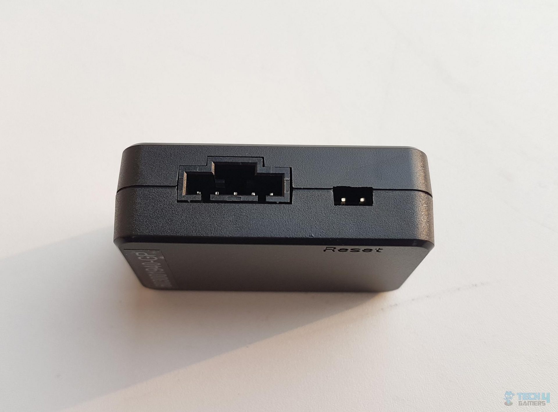 Explained: How To Connect RGB Fans To Motherboard - Tech4Gamers