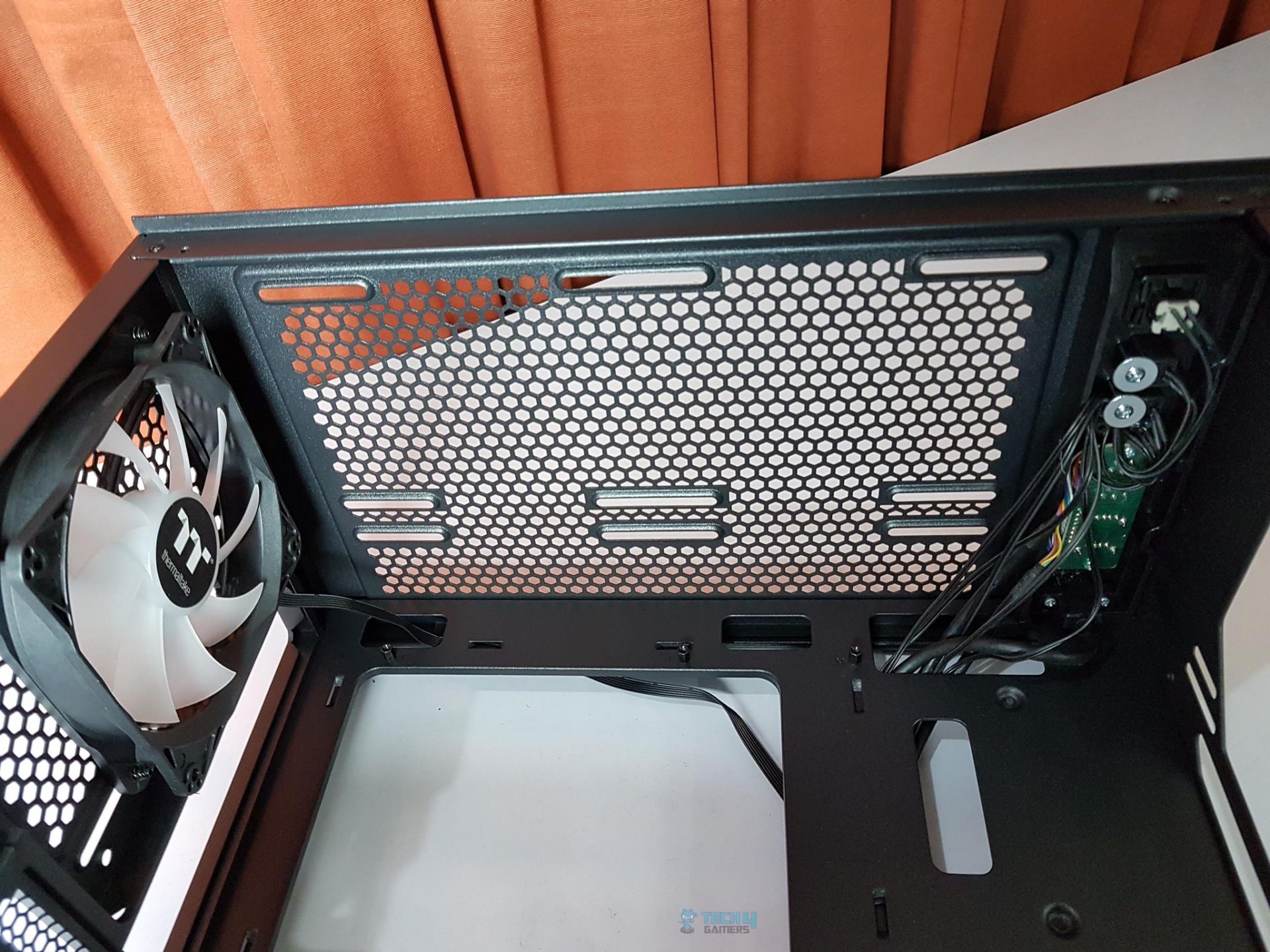 Thermaltake H550 TG ARGB PC Chassis Review