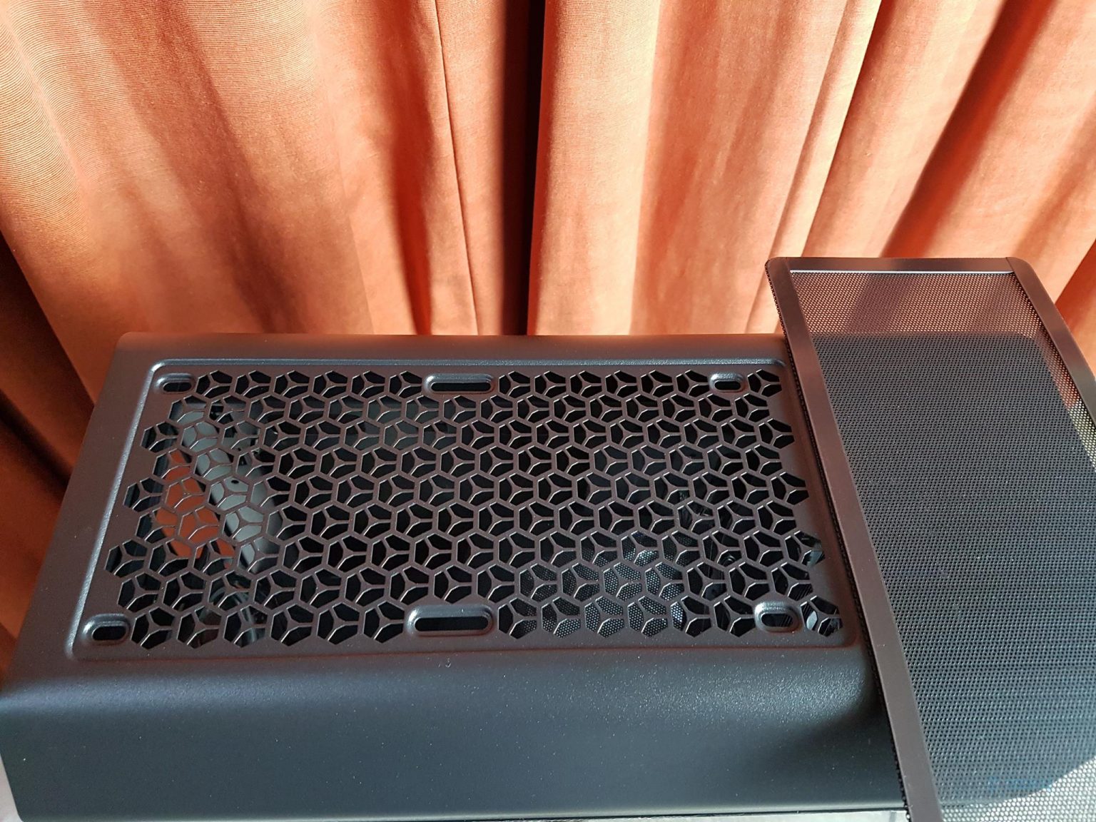 Aerocool One Eclipse Review - Tech4Gamers