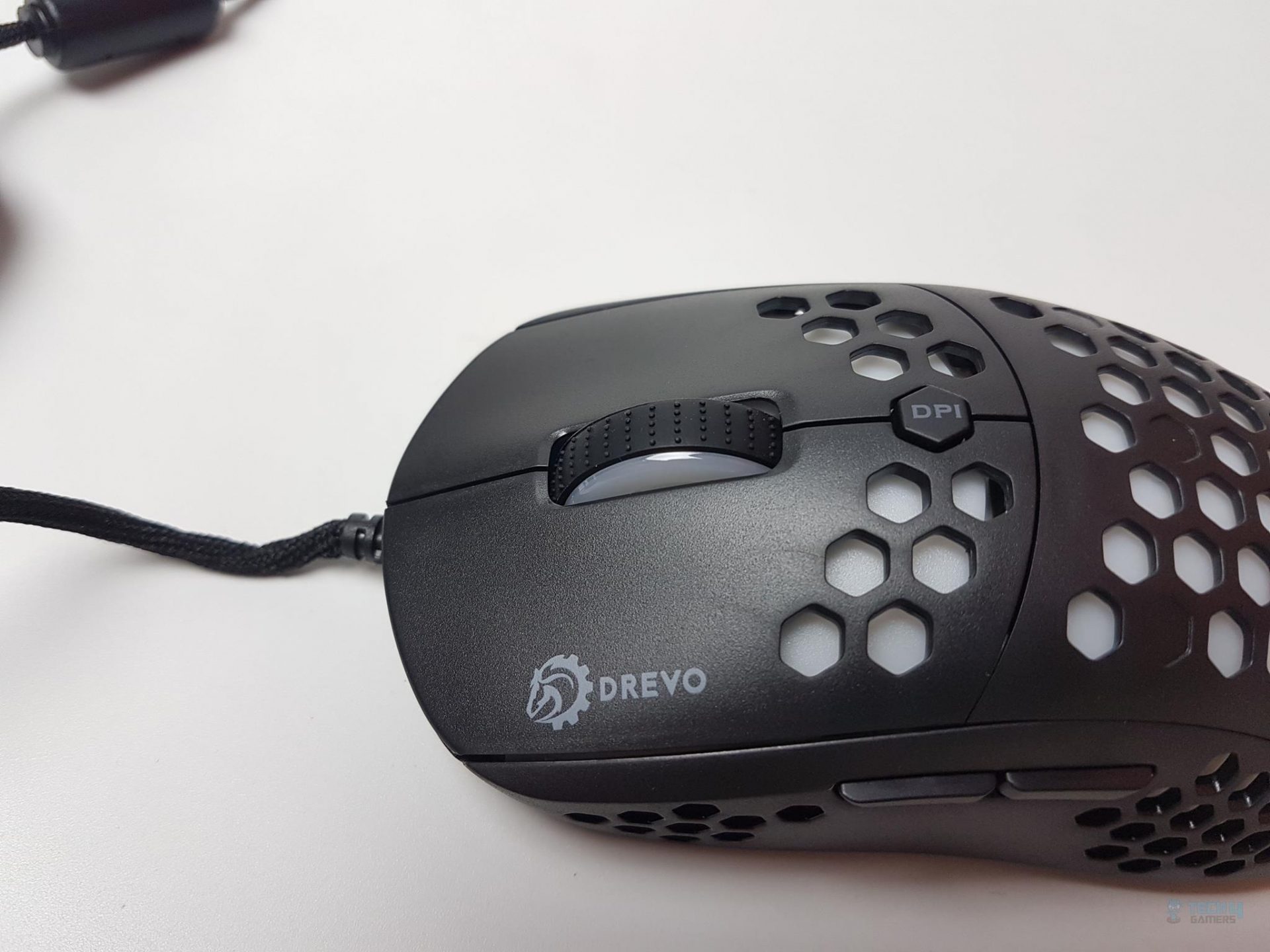 Drevo Falcon Gaming Mouse Review: Precision Meets Comfort - Tech4Gamers