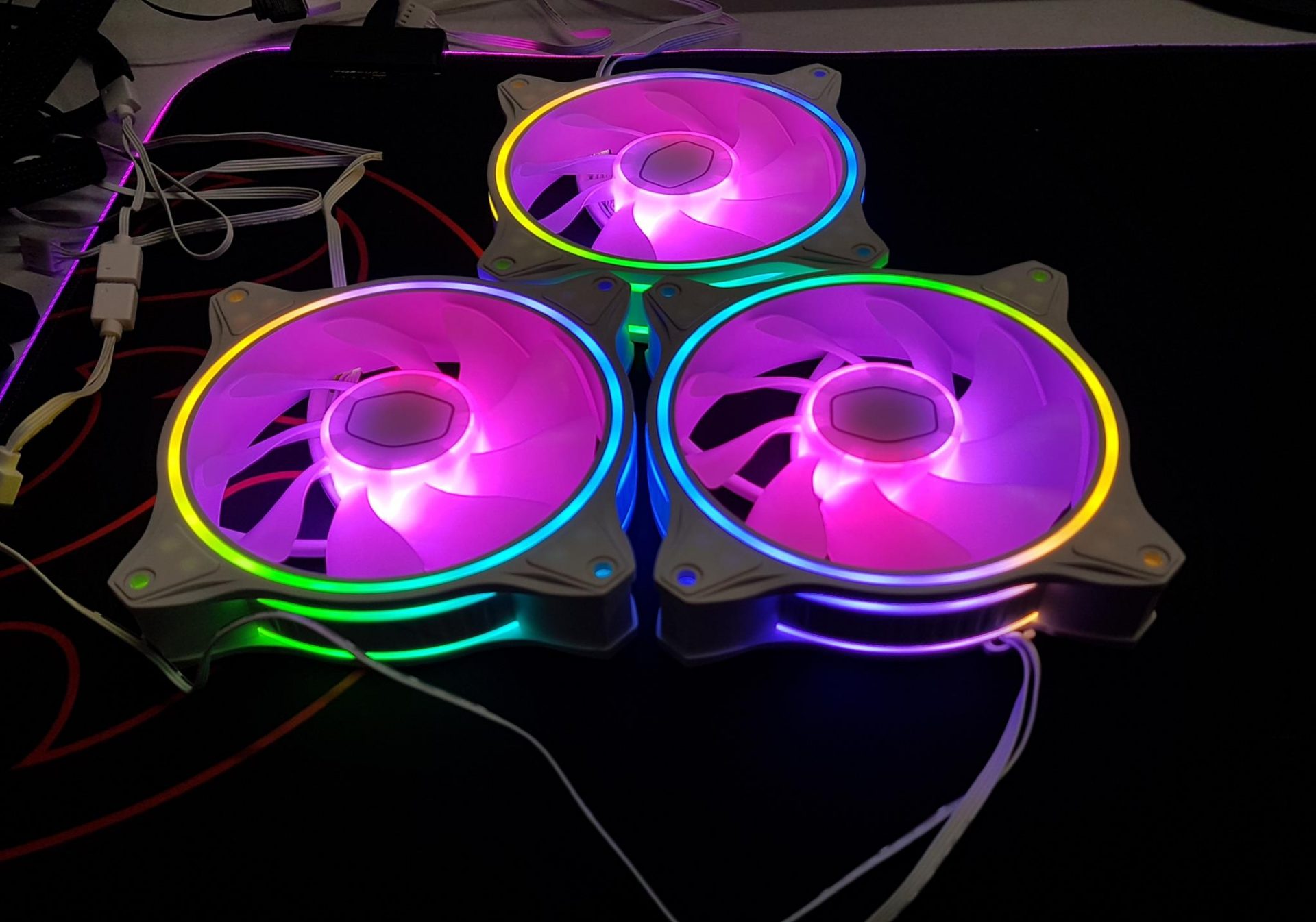 How To Test Motherboard Without CPU [Explained] - Tech4Gamers