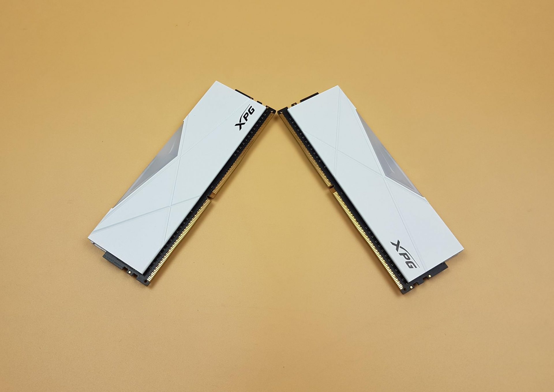 How To Build A White Gaming PC - Tech4Gamers