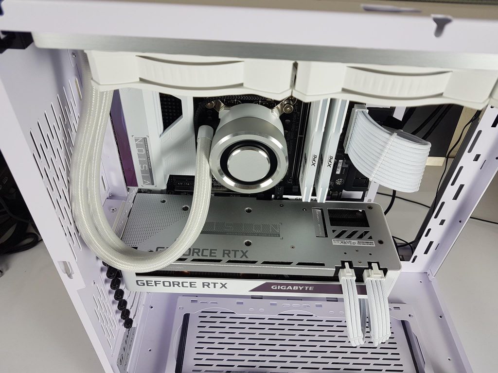How To Build A White Gaming PC - Tech4Gamers