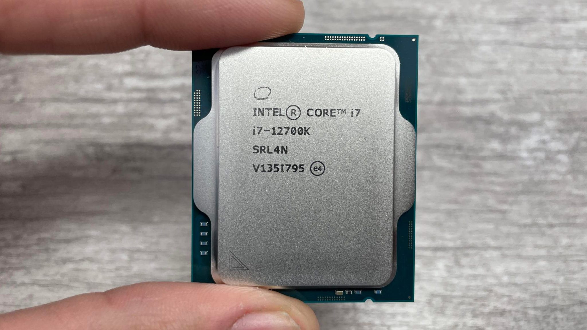 i9-12900k vs i7-12700k: Gaming Benchmarks - Tech4Gamers