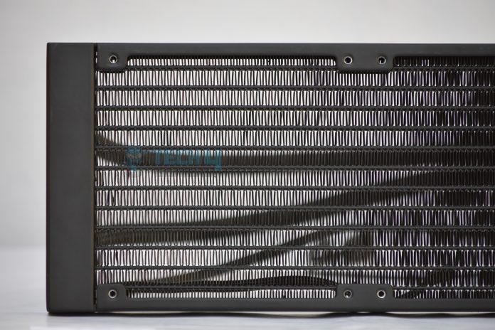 EK AIO 240 D-RGB AIO Cooler Review - Tech4Gamers