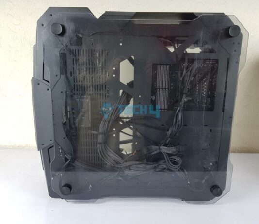 PC Case: How to Clean Tempered Glass? - Tech4Gamers