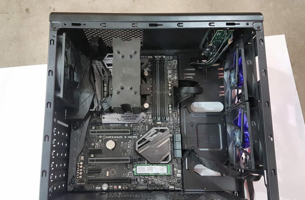 Top 12 BEST Mid Tower Cases In 2022 - Tech4Gamers