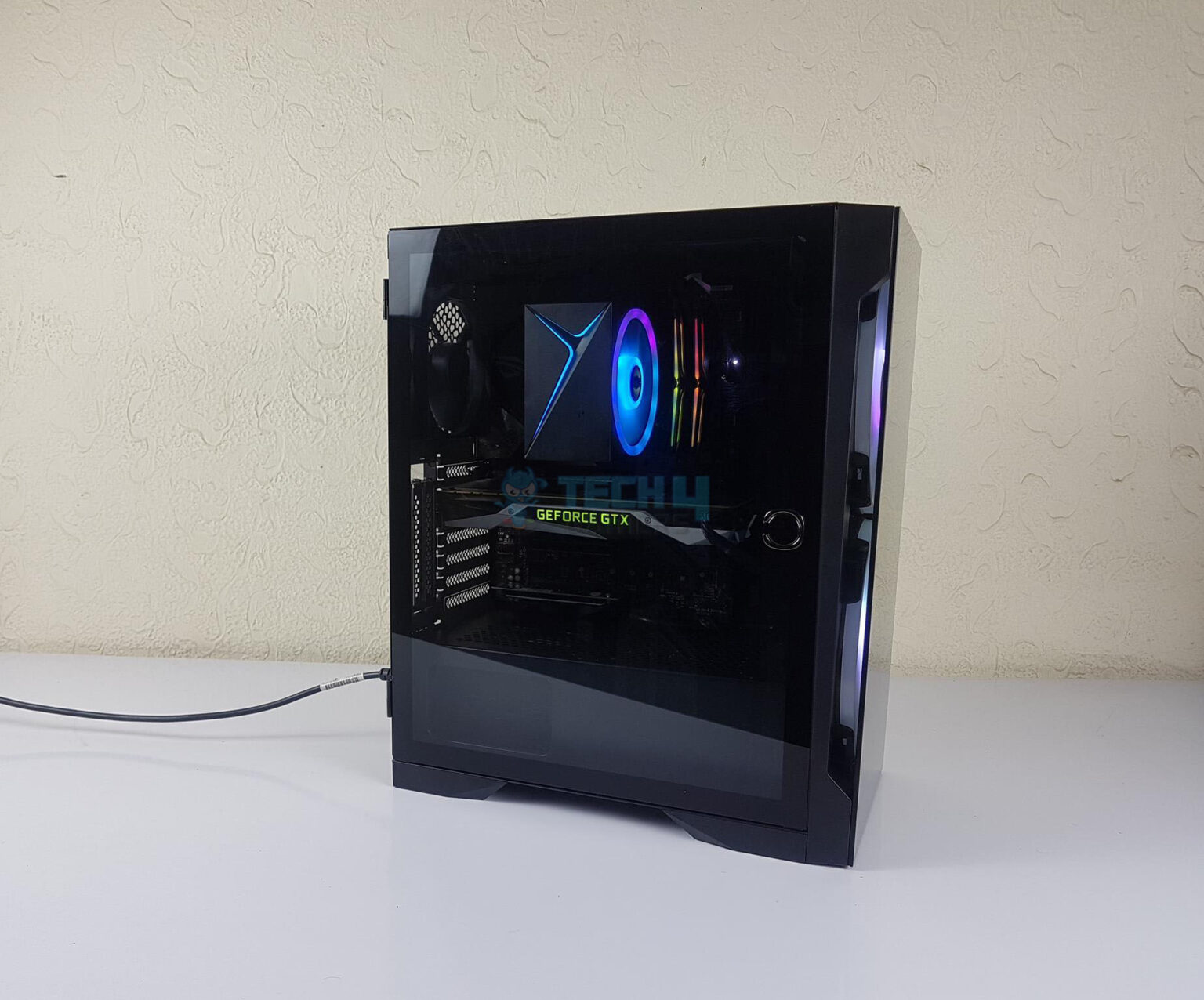 GAMDIAS Apollo E2 Elite Review: Worth Getting? - Tech4Gamers