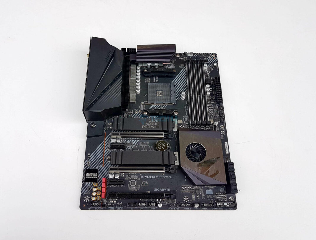 ASUS Vs Gigabyte Motherboards: Which One Are Better? - Tech4Gamers