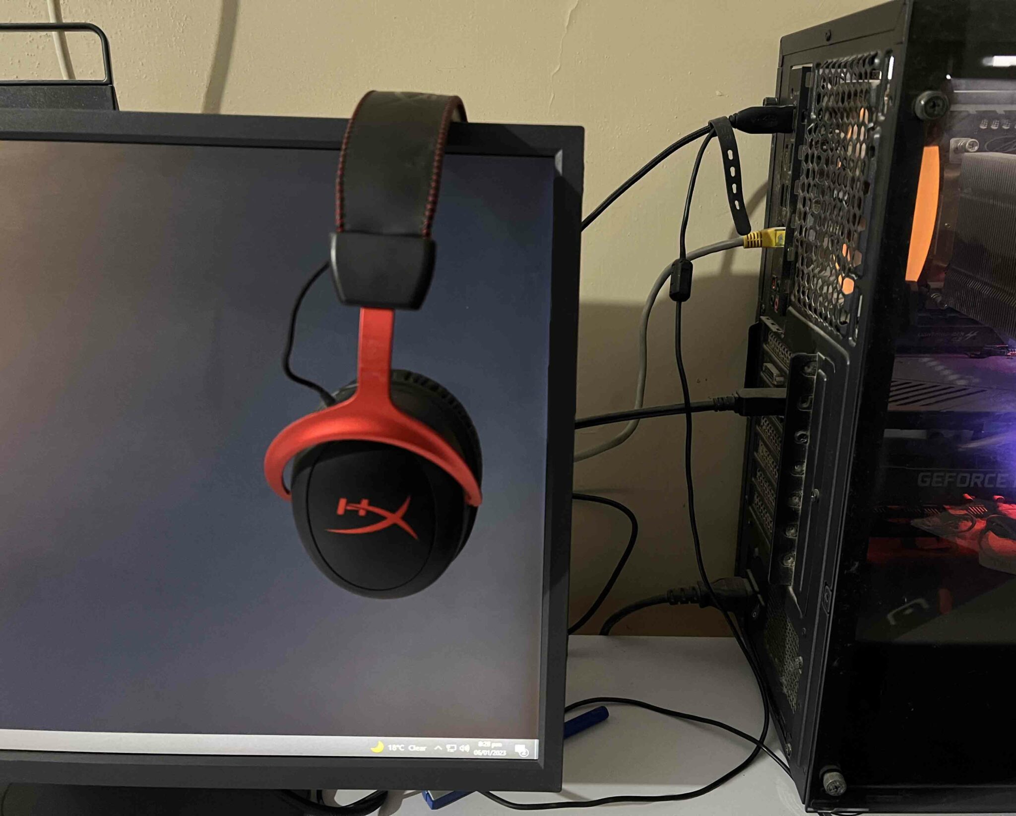 HYPERX Cloud 2 Wireless Review: Is It Worth It? - Tech4Gamers