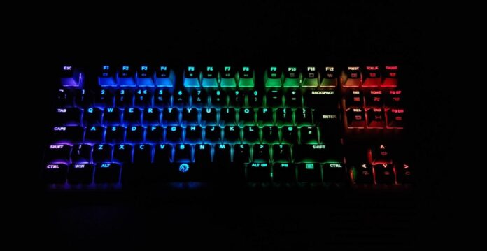 Guide: How To Change Alienware Keyboard Color? - Tech4Gamers