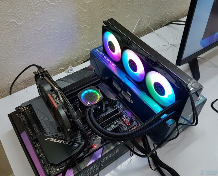 The Best 360mm AIO Liquid Coolers Of 2025 [All Tested] - Tech4Gamers