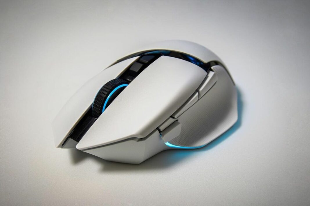 BEST Claw Grip Gaming Mouse In 2023 [Hands-On-Tested] - Tech4Gamers
