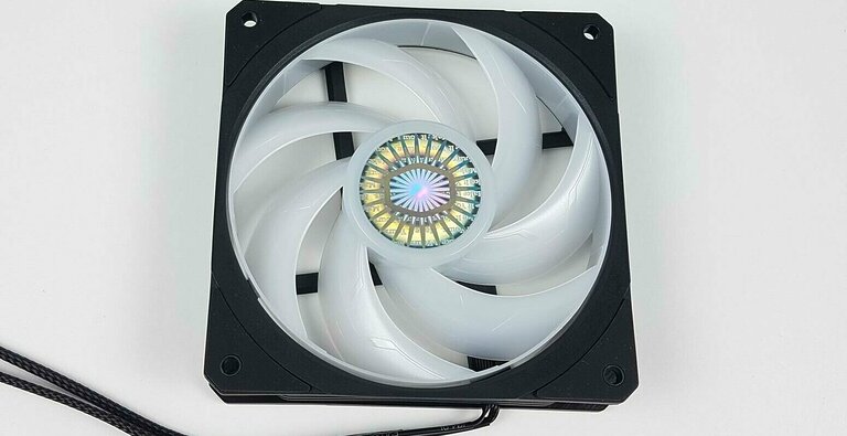 What Are Fan Bearings? [Sleeve, Ball & Fluid] - Tech4Gamers