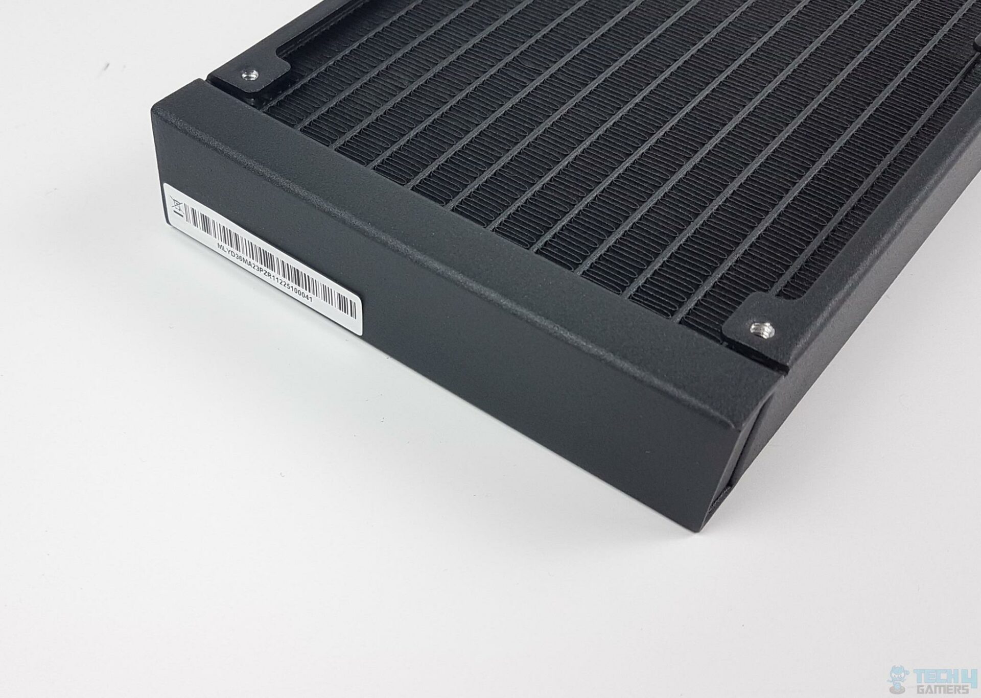 Cooler Master MASTERLIQUID PL360 FLUX Review - Tech4Gamers