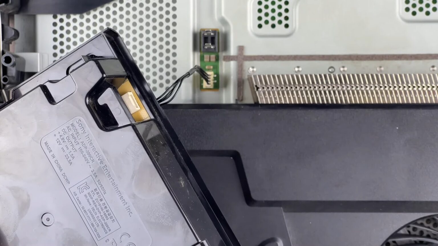 Our Tested Methods: PS4 Won't Turn ON - Tech4Gamers