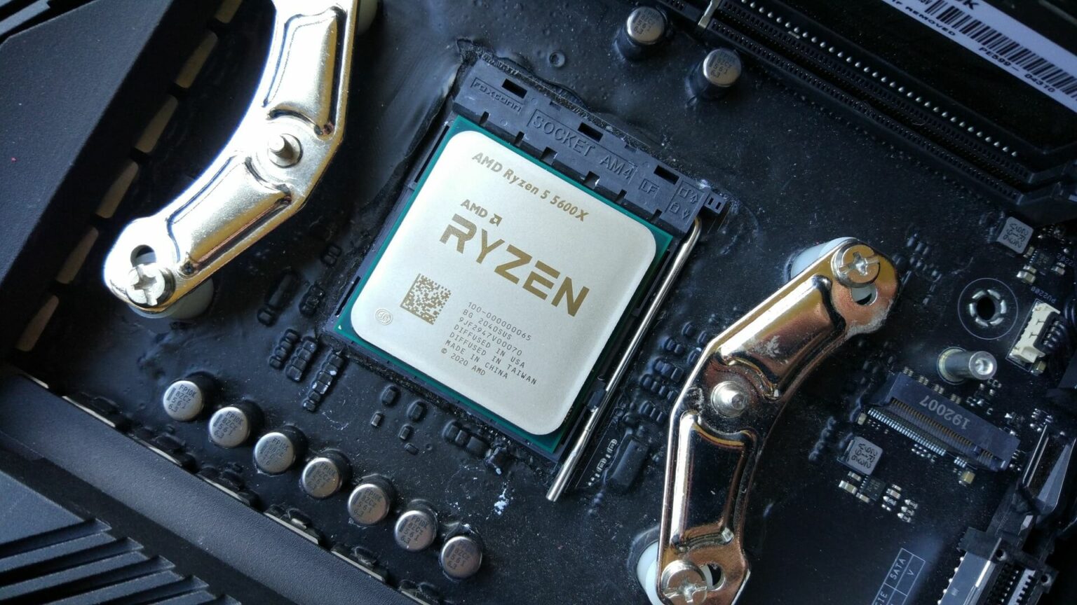 We Tested & Compared The BEST CPU For RTX 4060 Ti - Tech4Gamers