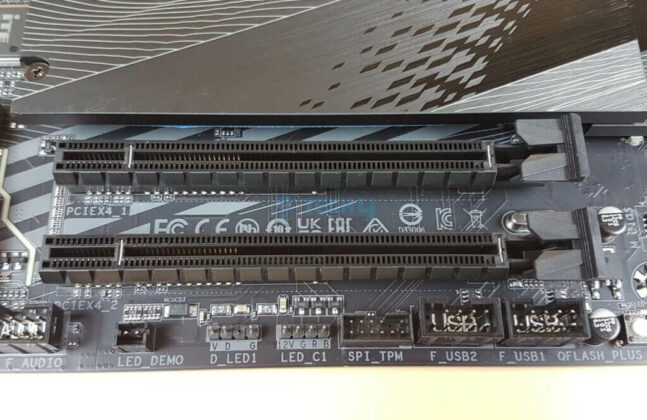 PCIe Slots [Types, Generations & More] - Tech4Gamers