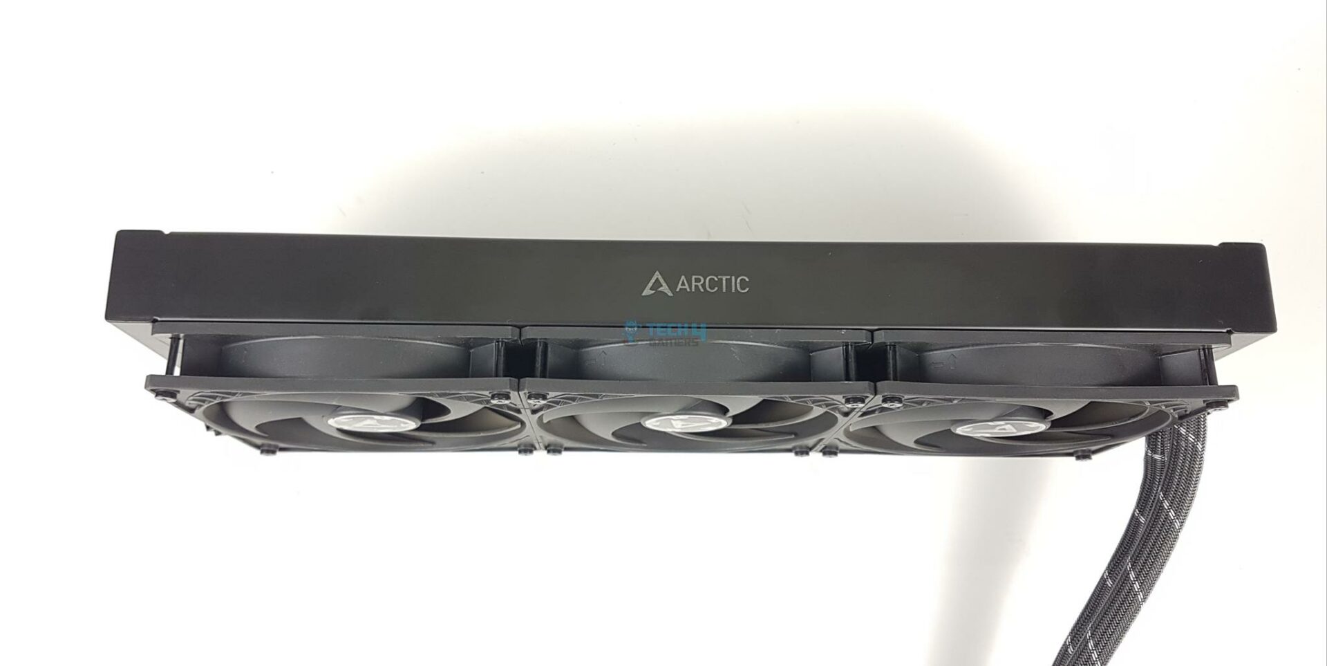 ARCTIC Liquid Freezer - II 420 Liquid Cooler Review - Tech4Gamers