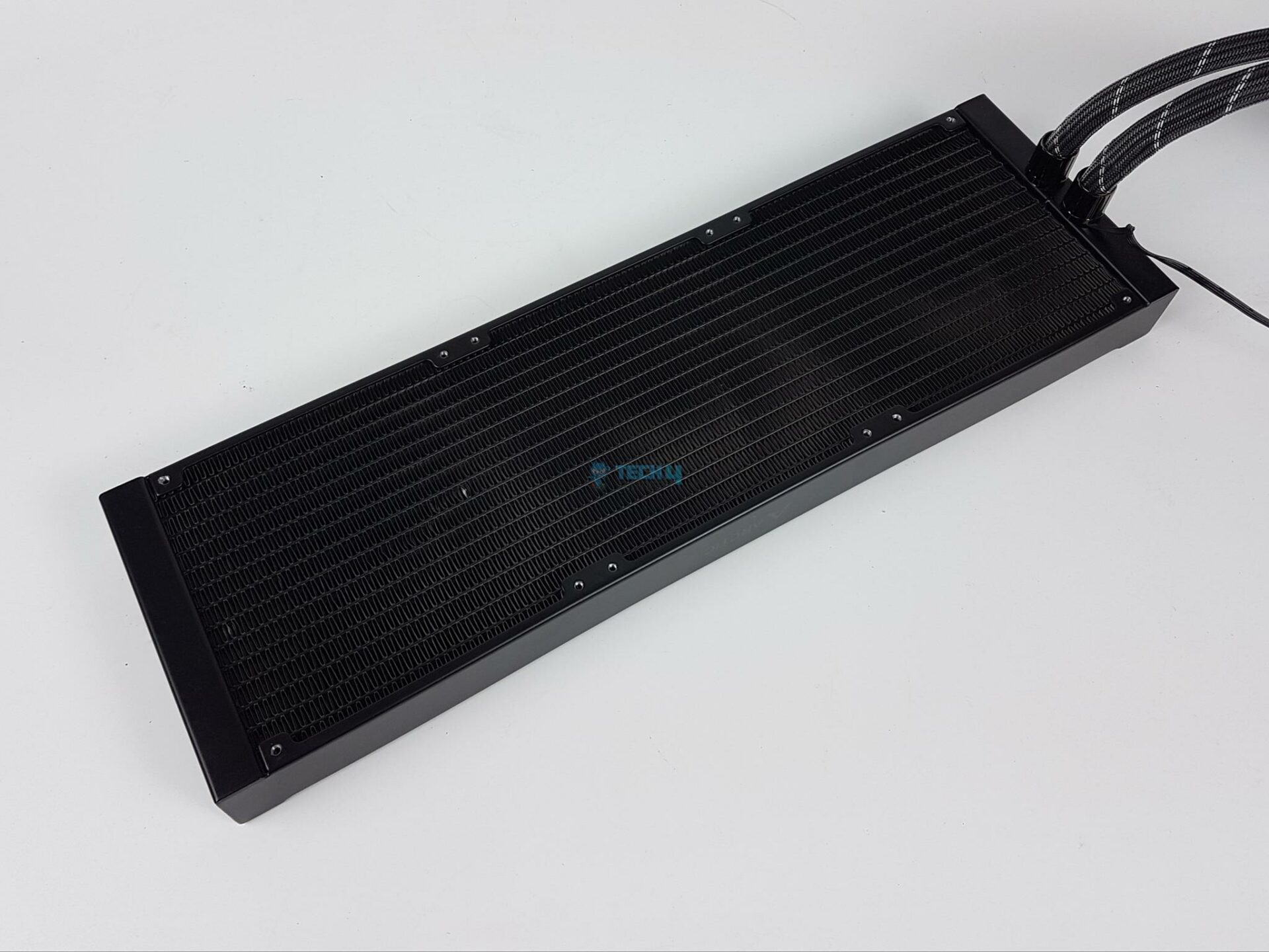 ARCTIC Liquid Freezer - II 420 Liquid Cooler Review - Tech4Gamers