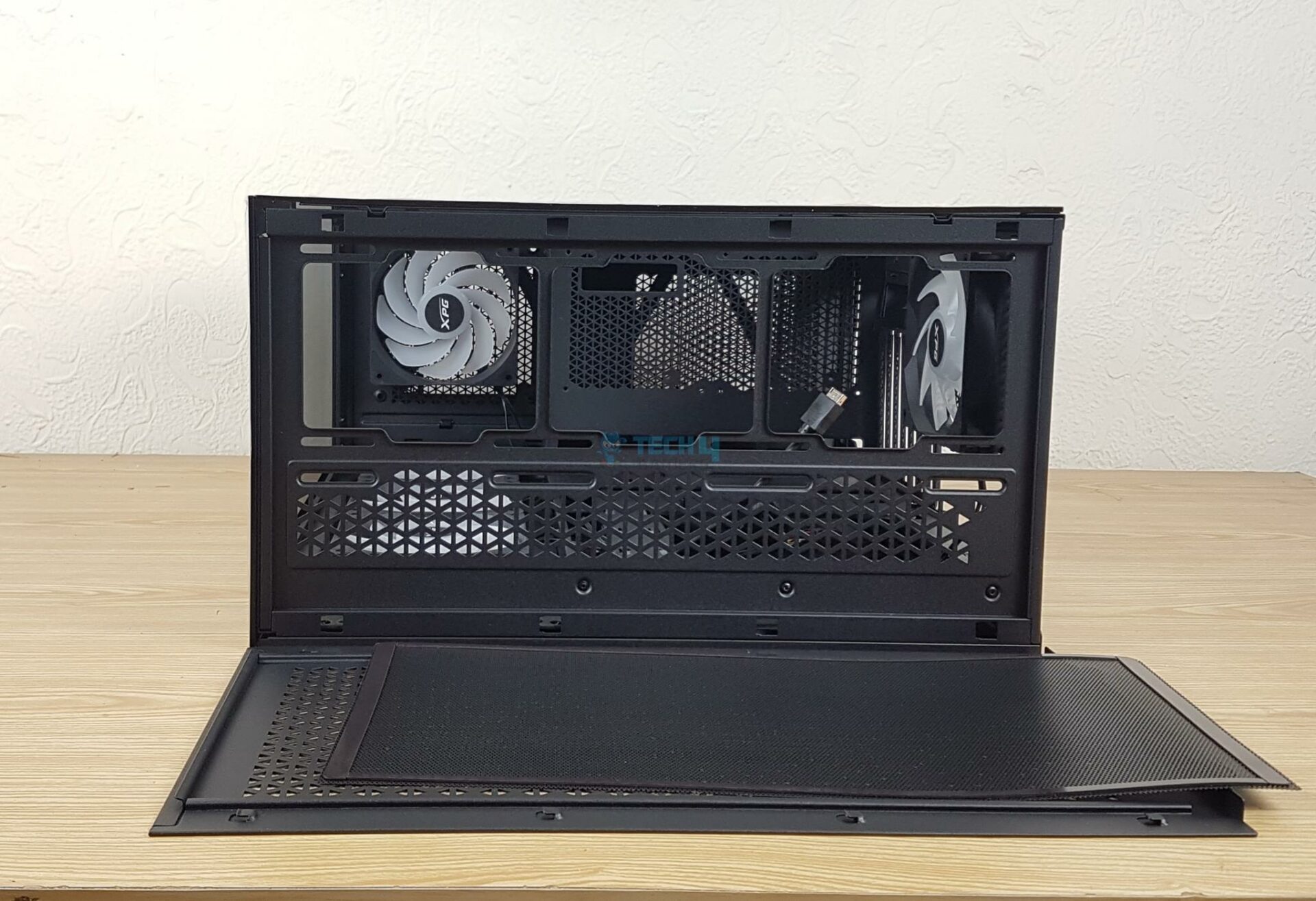 XPG Invader X PC Case Review - Tech4Gamers