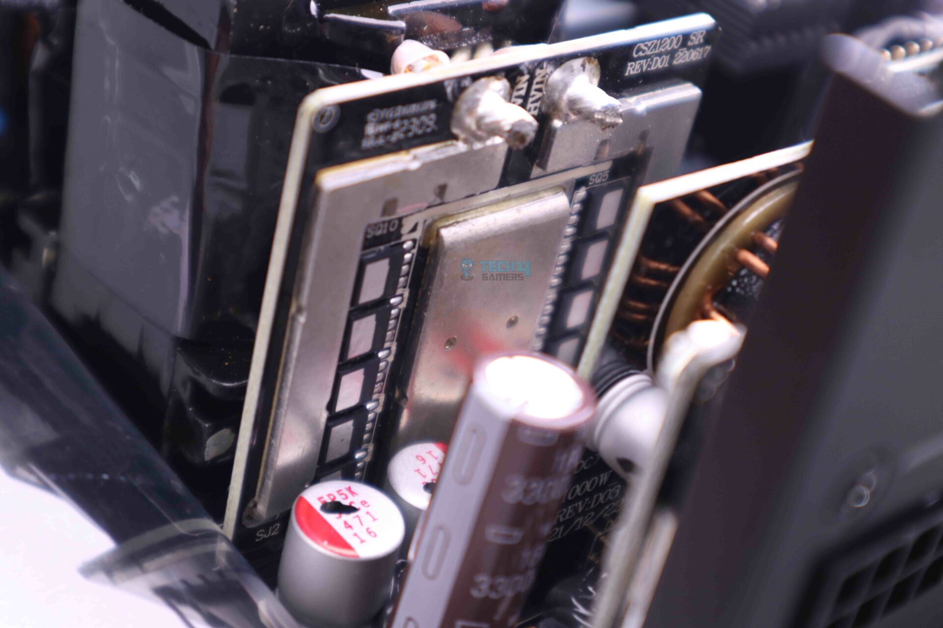 PSU Rails Guide: Single Rail vs Multiple Rail - Tech4Gamers