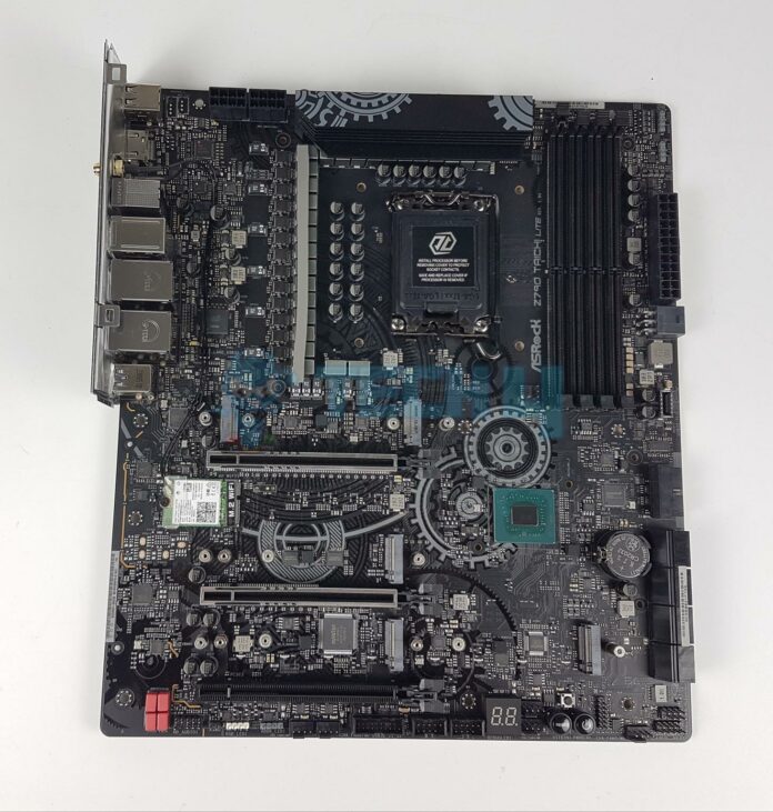 How To Clean A Motherboard? [Definitive Guide] - Tech4Gamers
