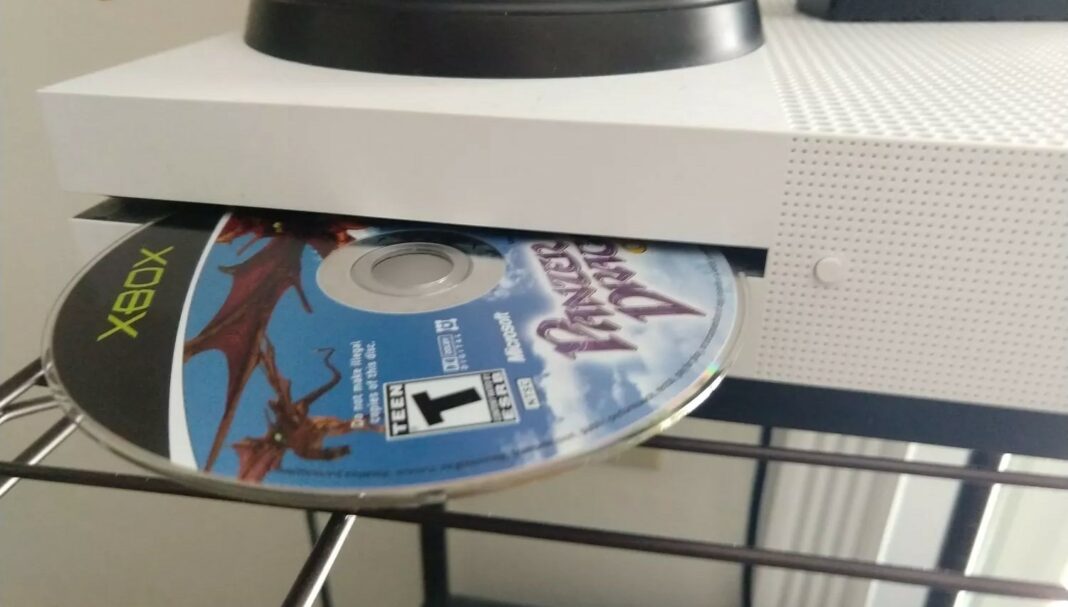 Xbox Backtracks On Abandoning Physical Games; Discs Confirmed For Major ...