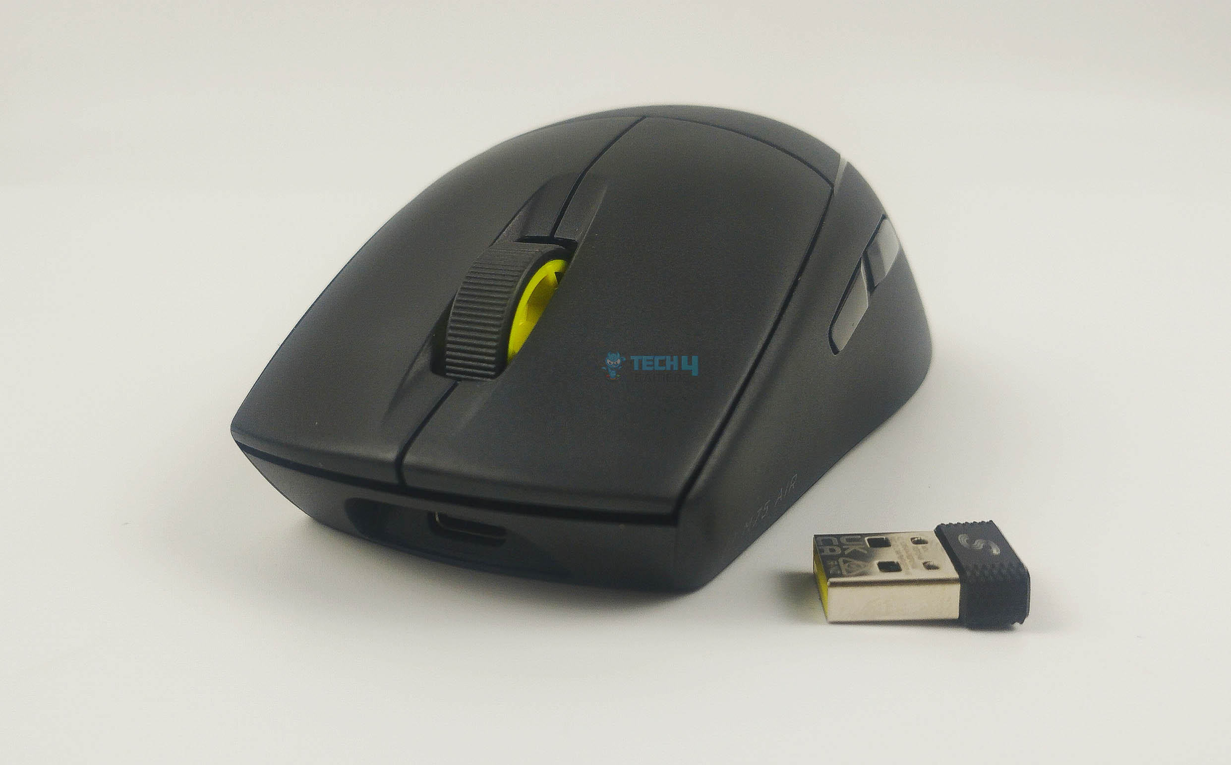 Corsair M75 Air Wireless Review: Impressively Lightweight - Tech4Gamers