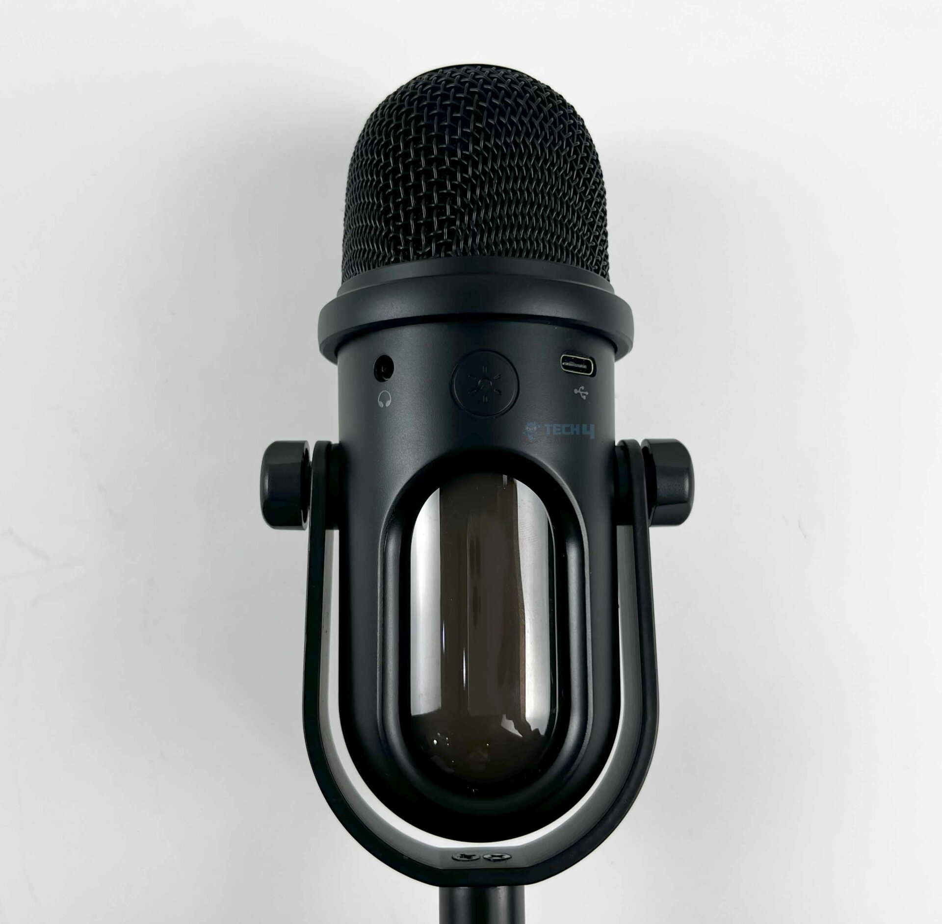 Syntech RGB GlowMic Condenser Microphone Review - Tech4Gamers