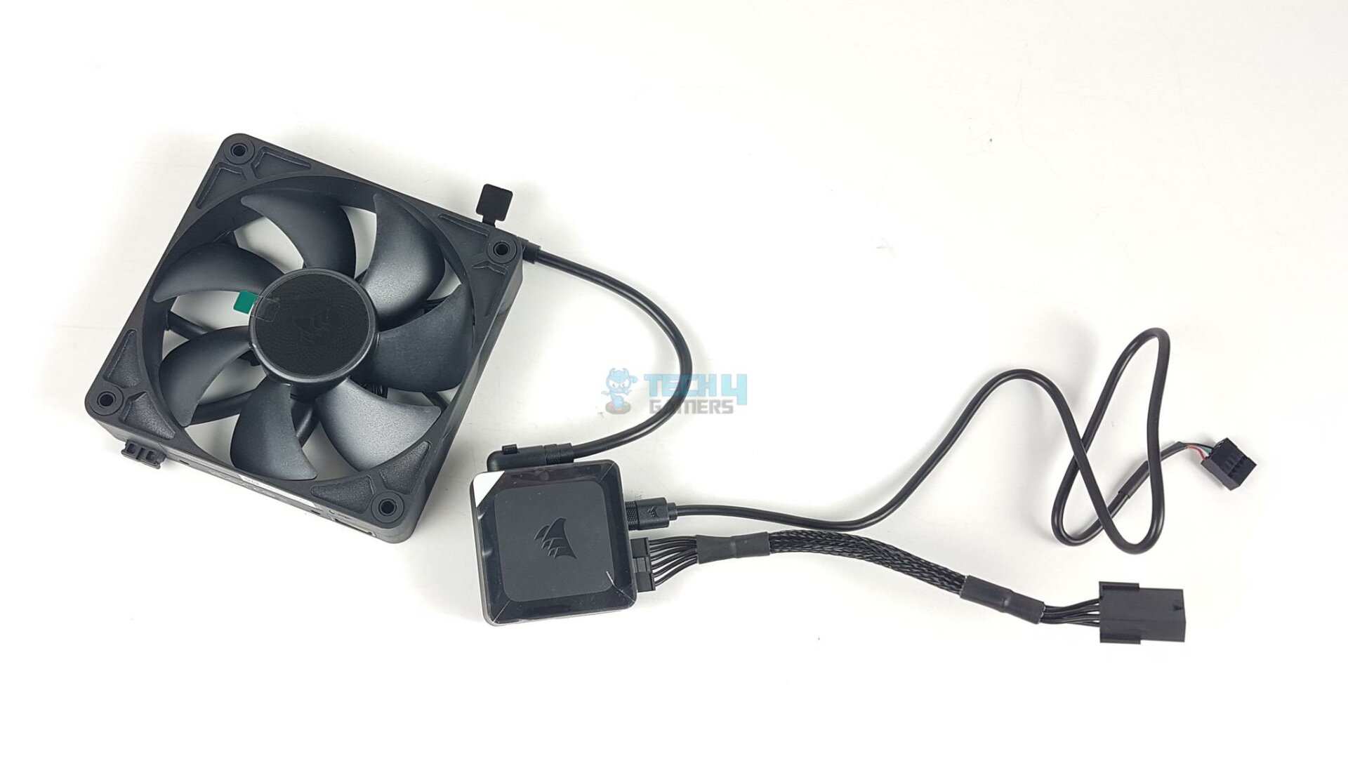 5 BEST 140mm Case Fans [Expert Picks] - Tech4Gamers