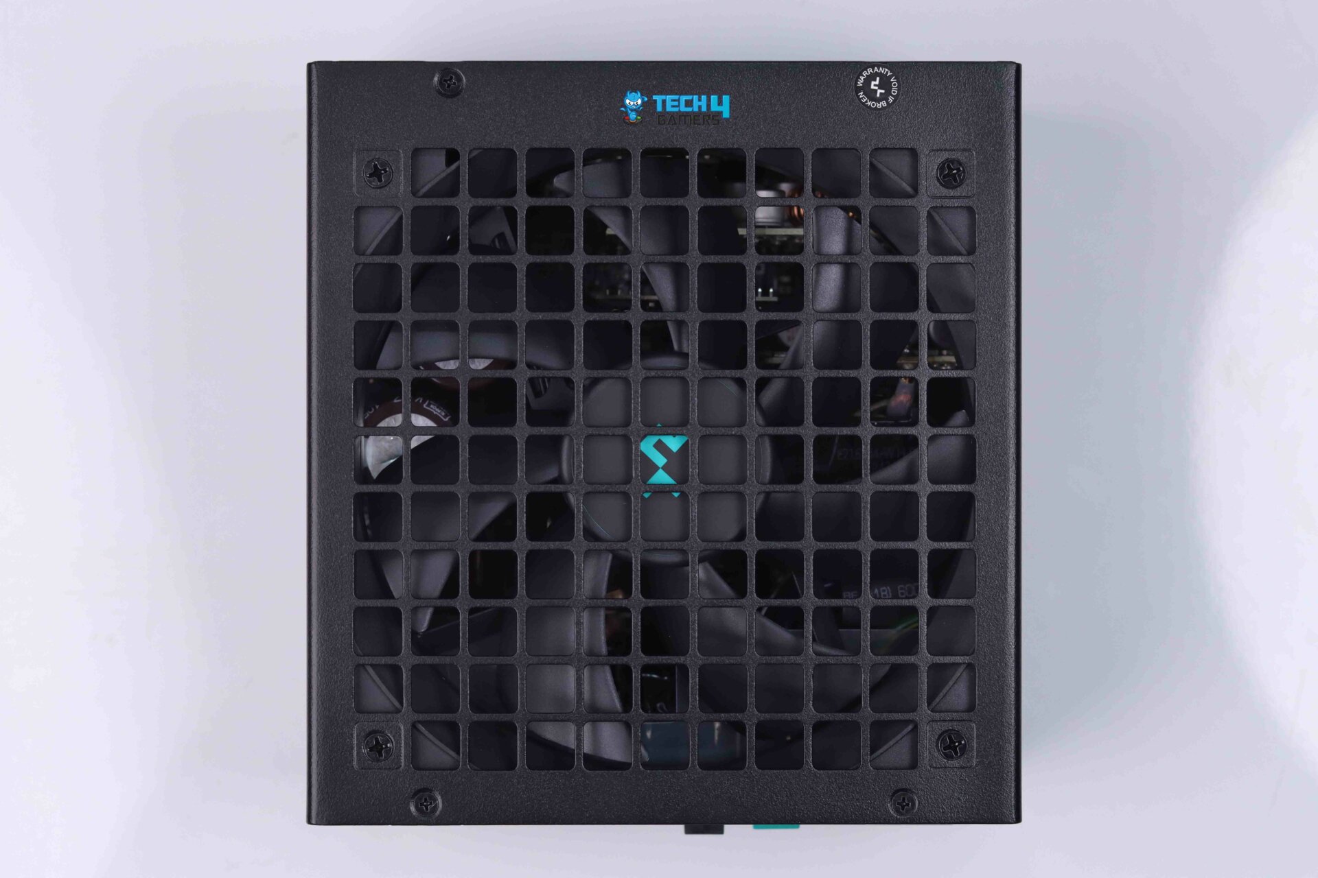 DeepCool PX1000G ATX3.0 PSU Review: Beyond The Gold Standard - Tech4Gamers