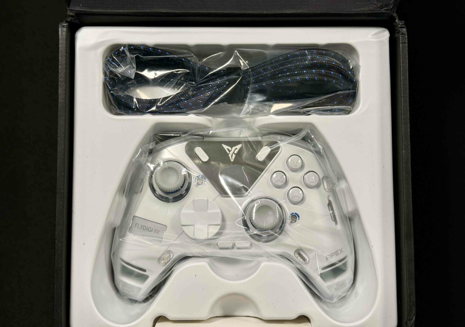 FlyDigi Apex 4 Review: High Precision Controller For FPS Gaming ...