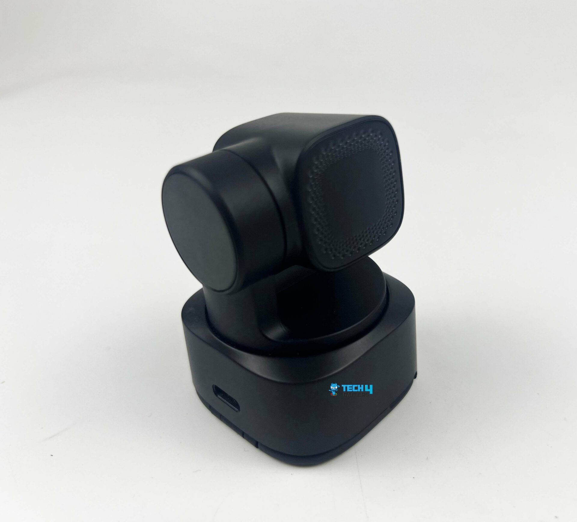 Obsbot Tiny 2 Lite Review: Affordable 4K Webcam With AI Tracking ...