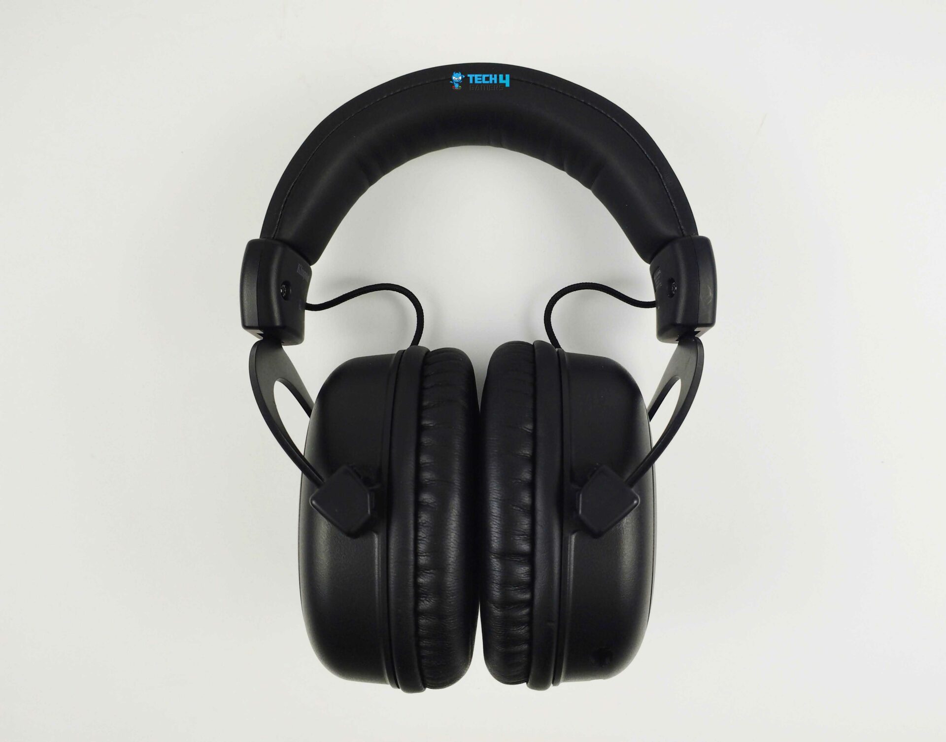 HyperX Cloud Core Wireless Review: Budget, Comfort, & Performance ...