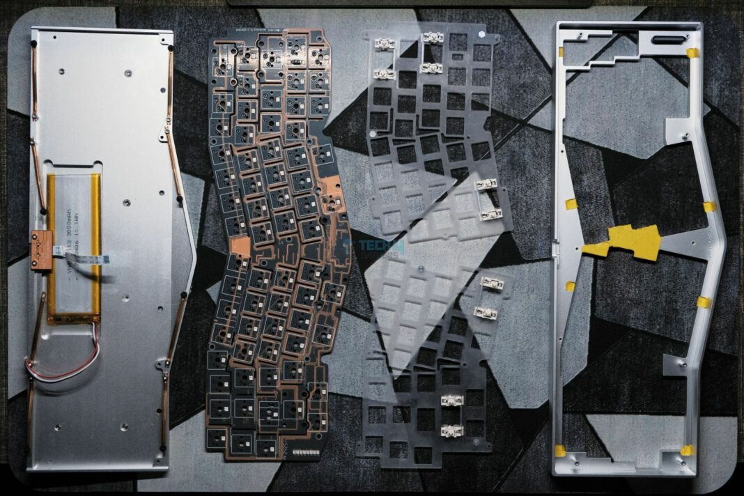 Record Alice V2 Custom Keyboard Review: A Clack-Tastic Ergo - Tech4Gamers