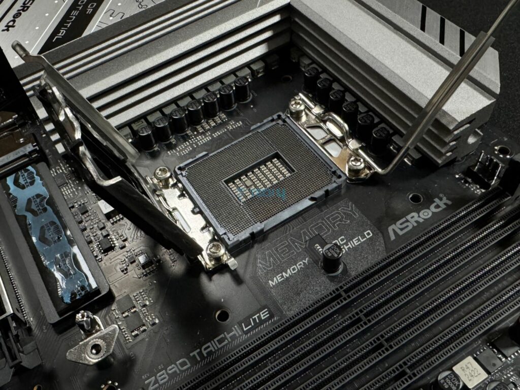 Best Z890 Motherboards In 2025 [Benchmarks Included] - Tech4Gamers