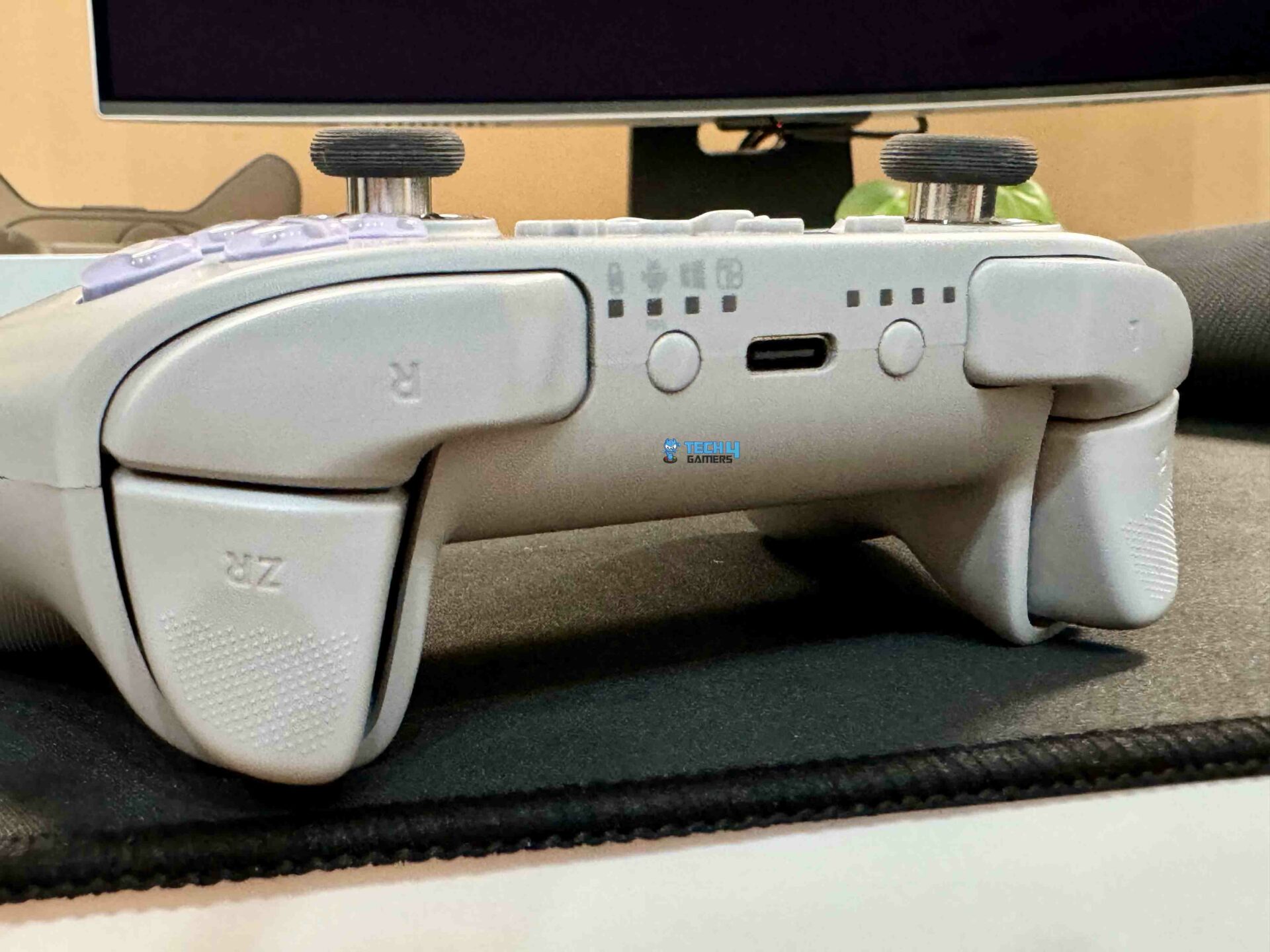 GuliKit KK3 Max Controller Review: A Step Beyond Console Controllers ...