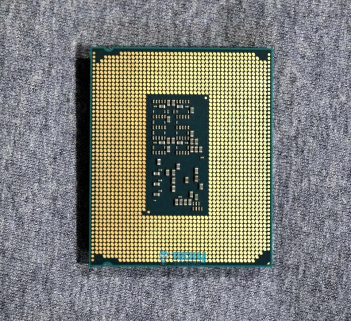 Intel Core Ultra 9 285K Review: One Step Forward, Two Steps Back ...