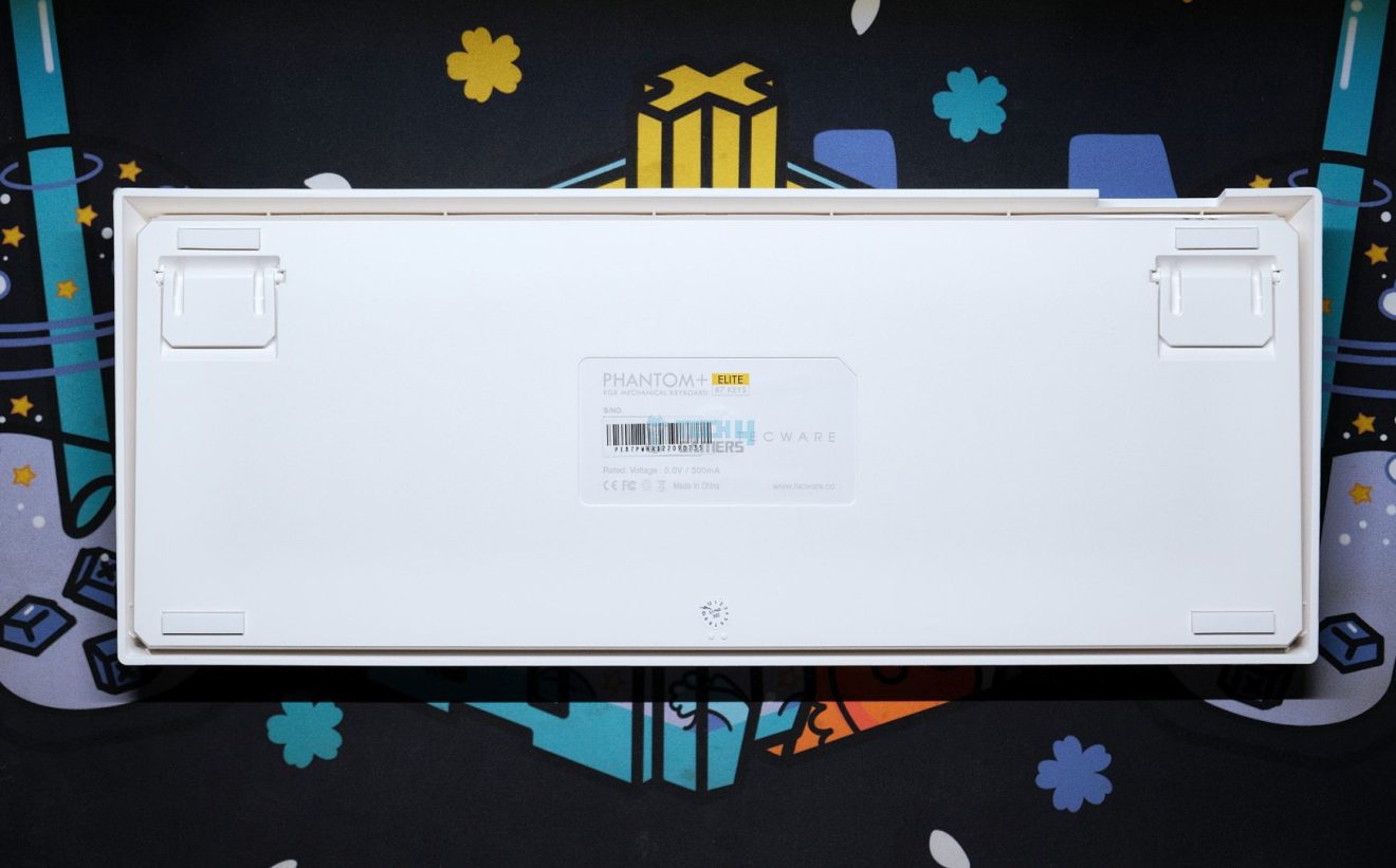 Tecware Phantom+ Elite Review: Underwhelming - Tech4Gamers