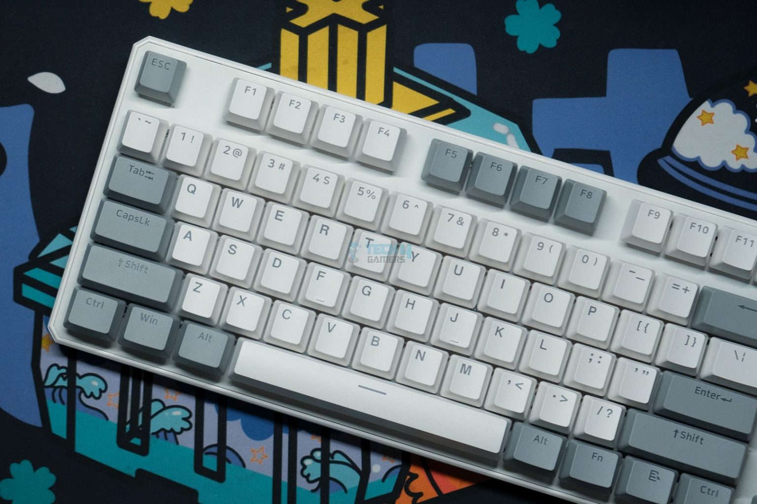 Tecware Phantom+ Elite Review: Underwhelming - Tech4Gamers