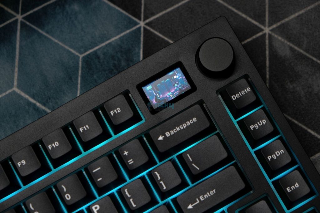 Tecware Spectre 75 Review: A Monumental Upgrade - Tech4Gamers