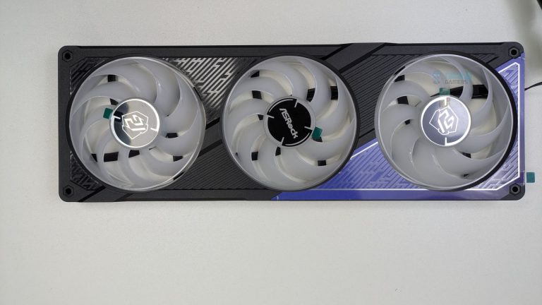 ASRock Phantom Gaming 360 LCD AIO Liquid Cooler Review - Tech4Gamers